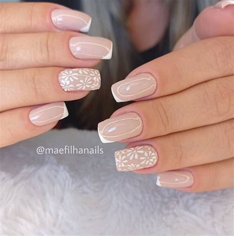 15 fotos de Inspirações de Unhas nos Tons Nudes variando as técnicas