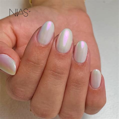 20 Amazing Vanilla Chrome Nails Pics For Inspo