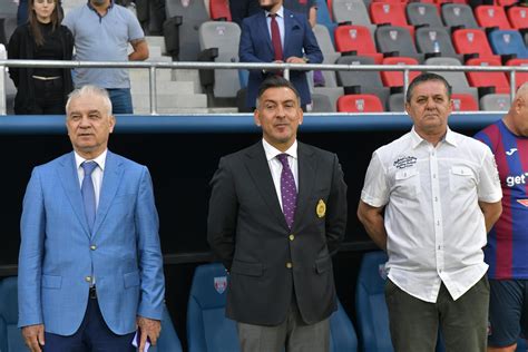 Playsport Ilie tu la ce echipă ai jucat Steaua sau FCSB