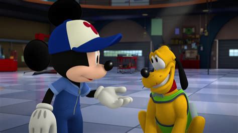 Nonton Mickey Mouse Roadster Racers Season 2 Episode 15 Mickey S Big