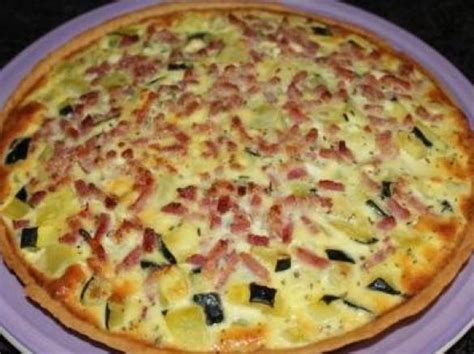 Tarte Moutarde Courgette Oignon Crème Fraiche Allumette Lardon Fumé par