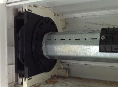 Démontage volet roulant électrique