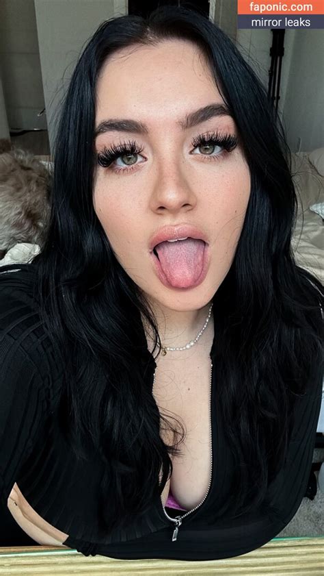 Maple Divine Aka Maple Divine Aka Mapledivine Nude Leaks OnlyFans Faponic