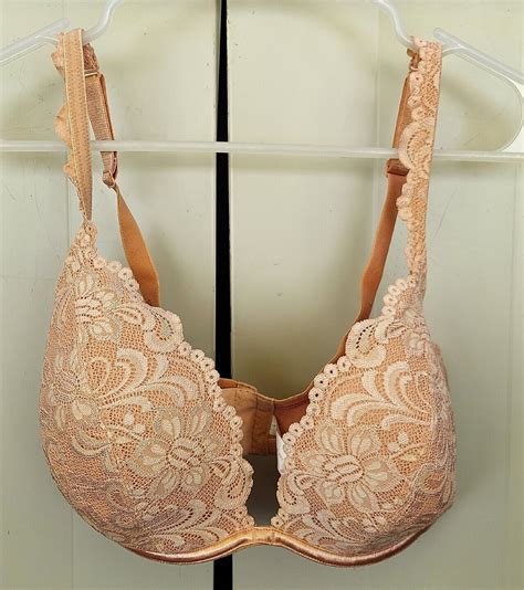 Lane Bryant Cacique Pink Floral Lace Bra 38DD Gem