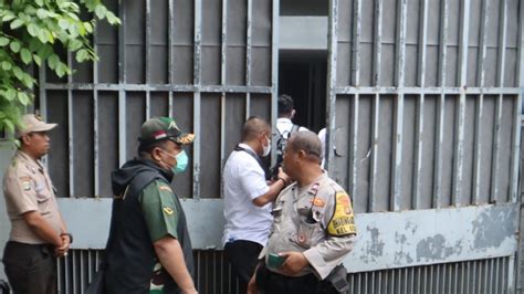 Foto Polisi Geledah Rumah Firli Bahuri KPK Kami Hormati Proses Hukum