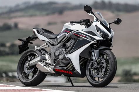 Honda CB 650R e CBR 650R 2024 têm novas opções de cores Motor Mais