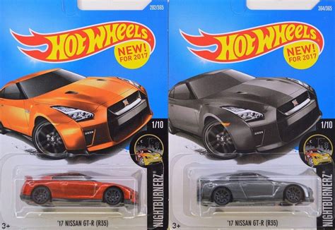 Hot Wheels 17 Nissan GT R R35 Gray 364 365 And 17 Nissan GT R R35