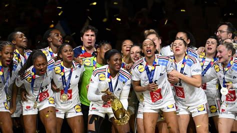 La France Championne Du Monde De Handball Avec Estelle Nze Minko