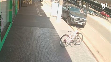 Policial à paisana mata dois homens após tentativa de assalto em MS