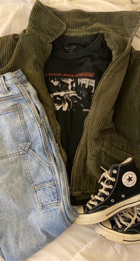 Pin de Aleyna Gürses em outfit inspirations Roupas vintage Roupas