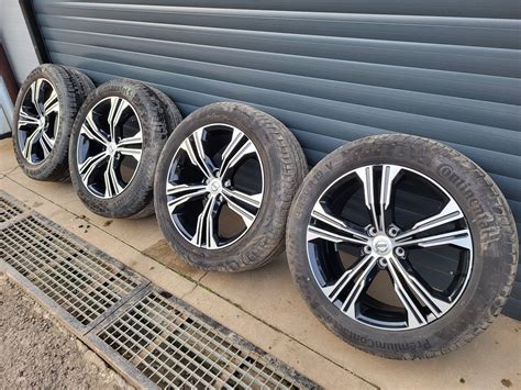 Koła alufelgi letnie Volvo xc40 xc60 xc90 5x108 19 235 50r19 Conti