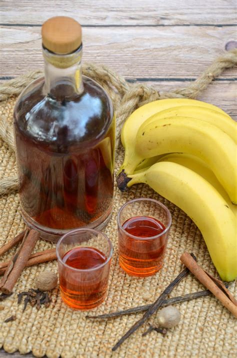 Rhum arrangé bananes et épices La p tite cuisine de Pauline Ti Punch
