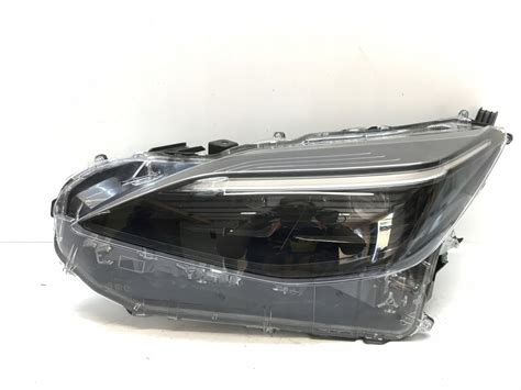 Reflektor Lewy Lampa Lewa Prz D Toyota Yaris Cross Full Led D