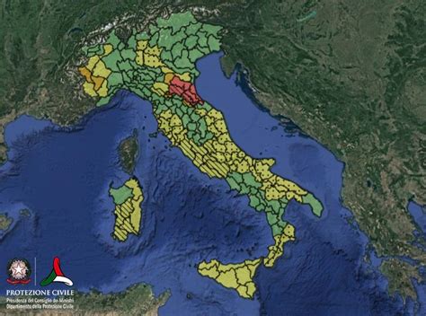 Maltempo Allerta Meteo Rossa Arancione E Gialla Domani 22 Maggio Le