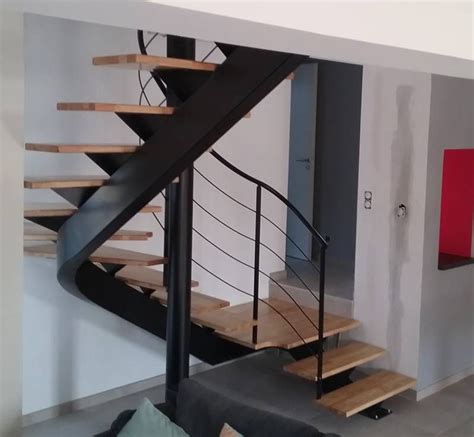 Escalier 2 4 Tournant Haut Limon Central Bagnols Sur Ceze Proche