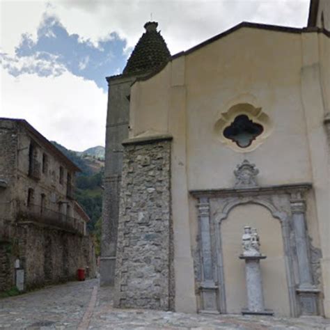 San Luca E I Summit Delle Cosche Al Santuario Gli Studenti Cercano Un
