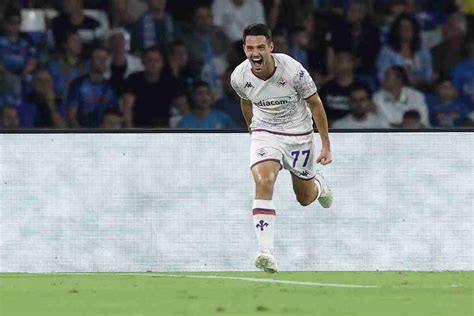 Serie A Live La Fiorentina Stende Il Napoli Classifica E Risultati