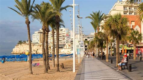 Muere Ahogado Un Hombre En La Playa De Levante De Benidorm
