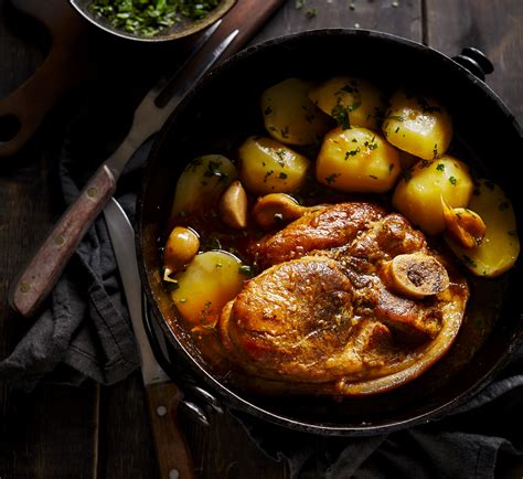 Épaule de porc braisée à l ail et à l érable Le porc du Québec