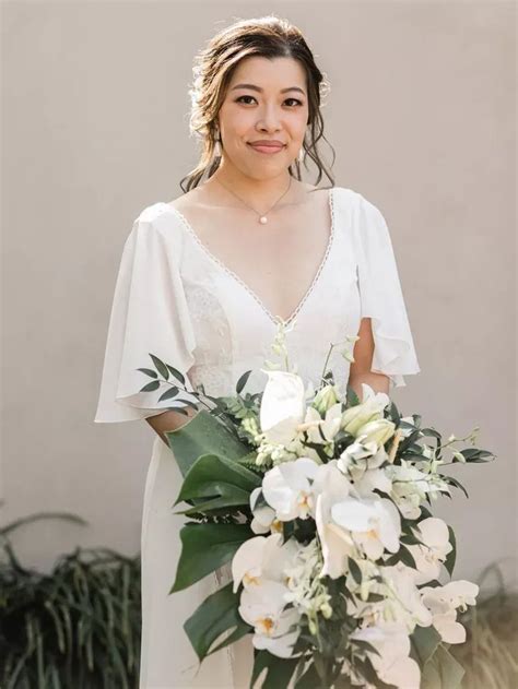 20 Greenery Wedding Bouquets That Stun With Or Without Flowers