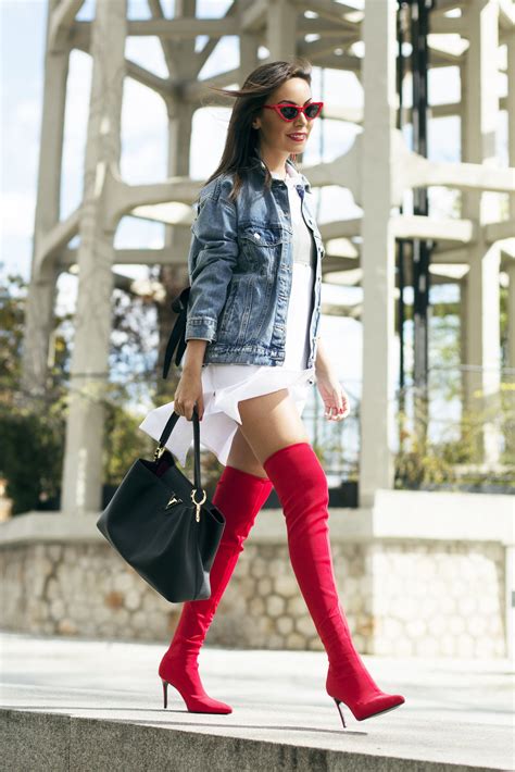Tendencias Otoño 2018 Look con Botas Altas Rojas The Art of Paloma