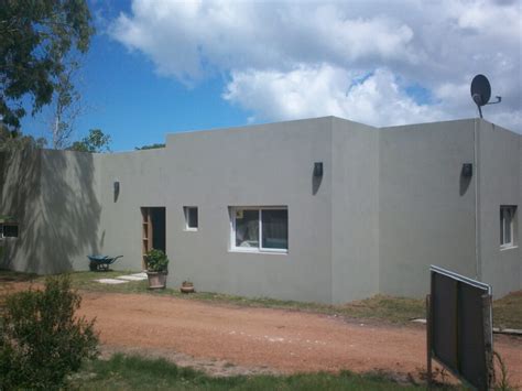 construcción de casa en la barra Estudio Pinares Diseñamos y