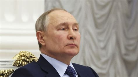Wladimir Putin bloßgestellt Russen Konvoi wendet im Minenfeld Front
