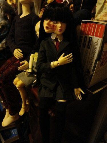 Tomie Ball Jointed Doll En 2022