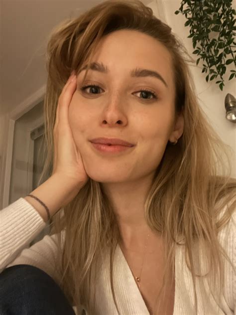 Tw Pornstars Kelly Collins Twitter Now I Know Why Ppl Use Filters