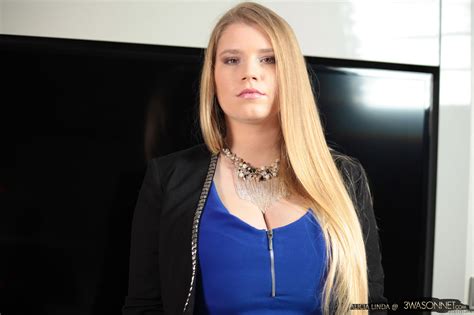 Alicia Linda Tits Telegraph