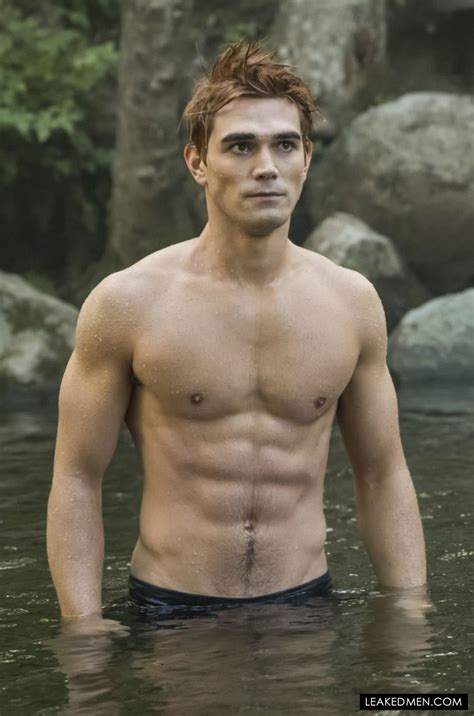 KJ Apa Naked Dick Pics Leaked On Social Media Leaked Men