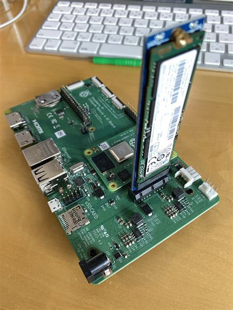raspberry pi compute module 4でnvmeブートを試す あっきぃ日誌