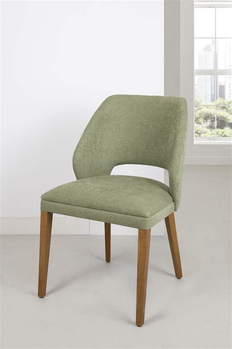Chaise Nina assise et dos capitonnés pieds en Merisier massif de