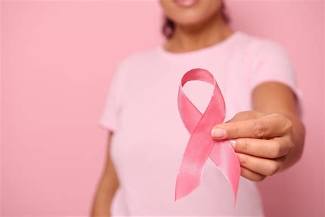 Ottobre è il mese della prevenzione rosa MBenessere