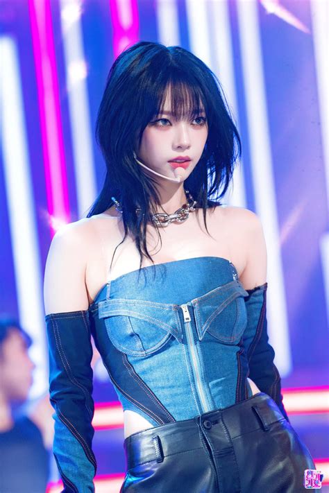 Phép Màu Năm Thìn đỡ đầu Toàn Nữ Thần Kpop Karina Tạo Xu Hướng Visual 1 Nữ Thần Lai Top 1