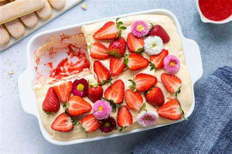 Ricetta Tiramisù alle fragole Cucchiaio d Argento
