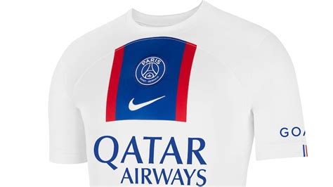 Club Le nouveau maillot third du PSG officiellement lancé CulturePSG