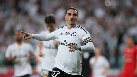 Skr T Meczu Legia Warszawa Widzew D Wideo Josue Dobi