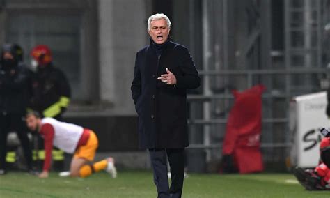 Roma Occhi Puntati Su Un Difensore Tedesco Mercato Calciomercato