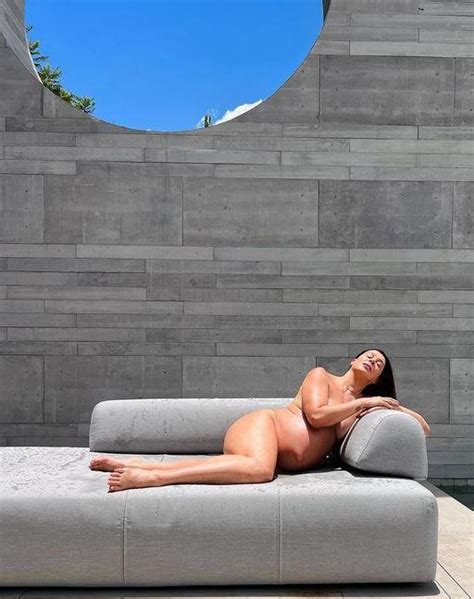 Gr Vida Aos Anos Claudia Raia Posa Nua