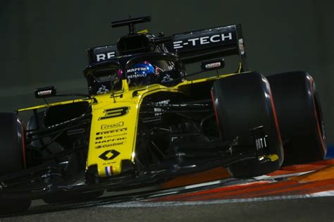Ricciardo S F1 Arrival Left Renault Naked With Nowhere To Hide