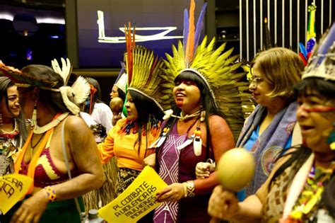 Funai participa de sessão solene na Câmara em homenagem à III Marcha