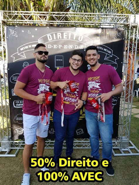 Acadêmicos de Direito da Faculdade AVEC realizam confraternização de 50