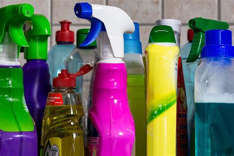 Exceso de productos químicos para la limpieza también es peligroso