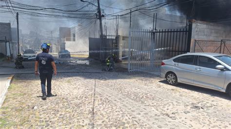 Voraz Incendio Consumi Ferreter A Y Dej A Una Persona Con Quemaduras