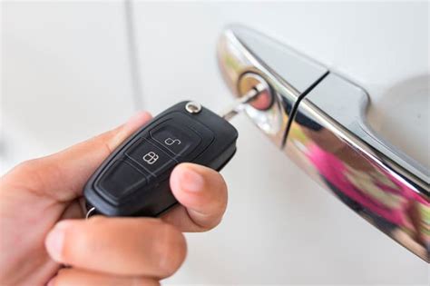 Cómo cambiar la pila del mando del coche Trucos