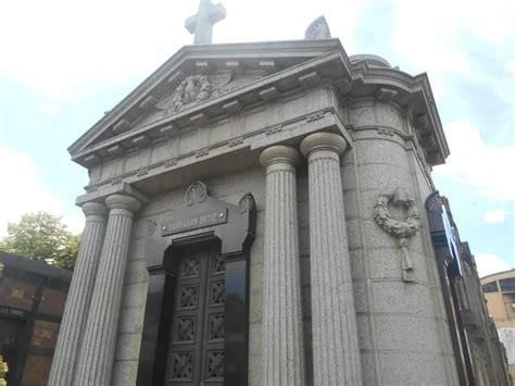 Los Masones Escondidos En El Cementerio De La Plata Mar A Cristina