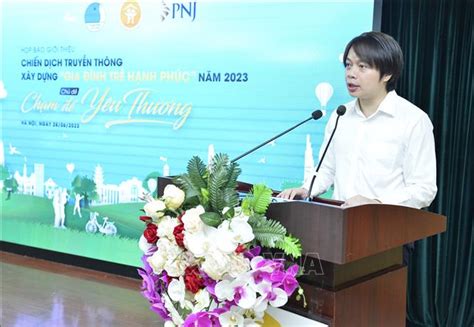 Chiến dịch truyền thông xây dựng gia đình trẻ hạnh phúc năm 2023 Ảnh