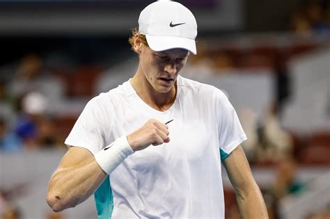 Jannik Sinner Defeats Carlos Alcaraz Preventing Us Open Semifinal