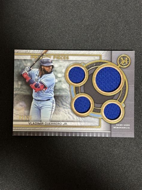 目立った傷や汚れなし2023 Topps Museum Collection Baseball Vladimir Guerrero Jr